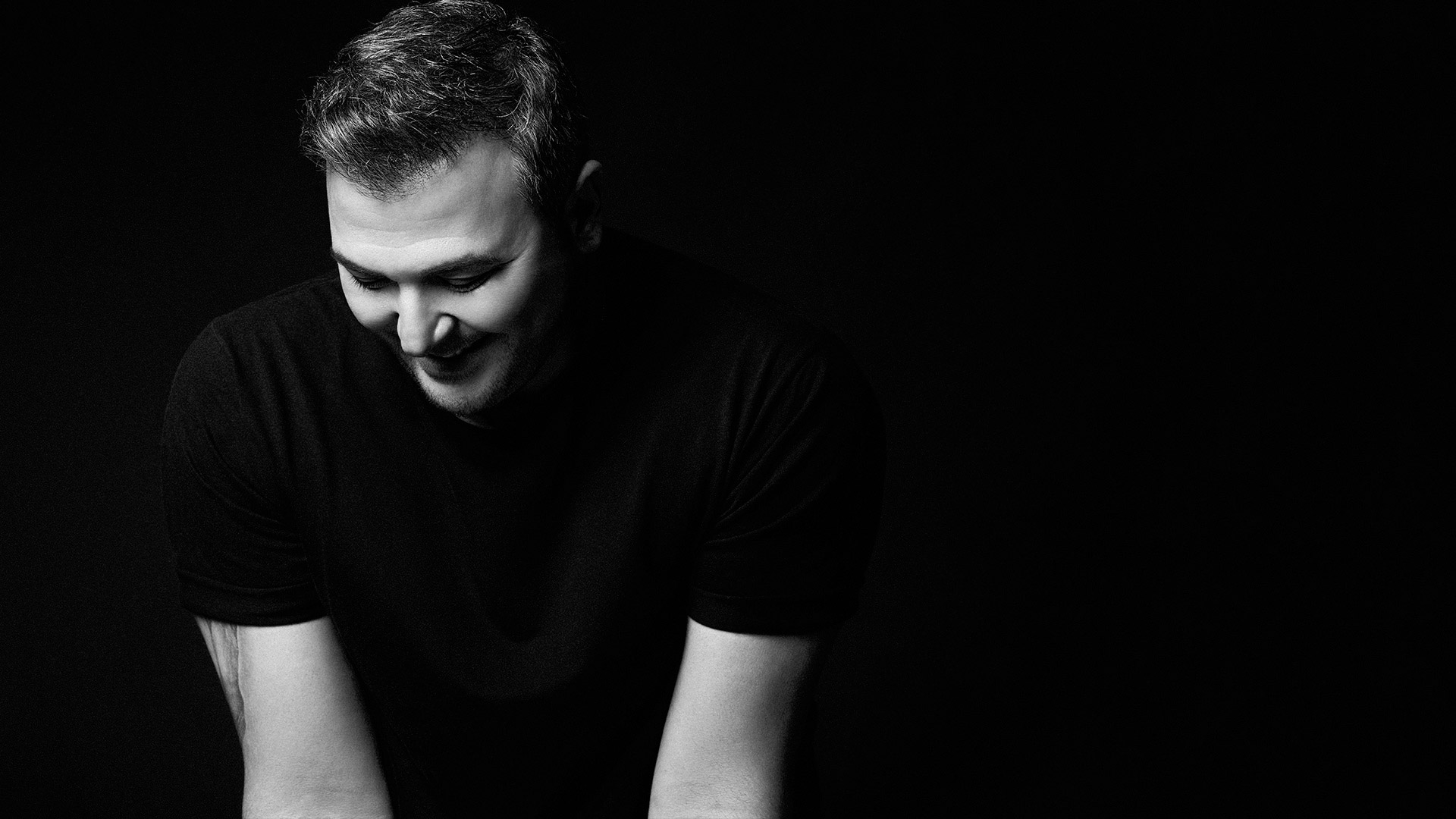 Bio | Antonis Remos Official